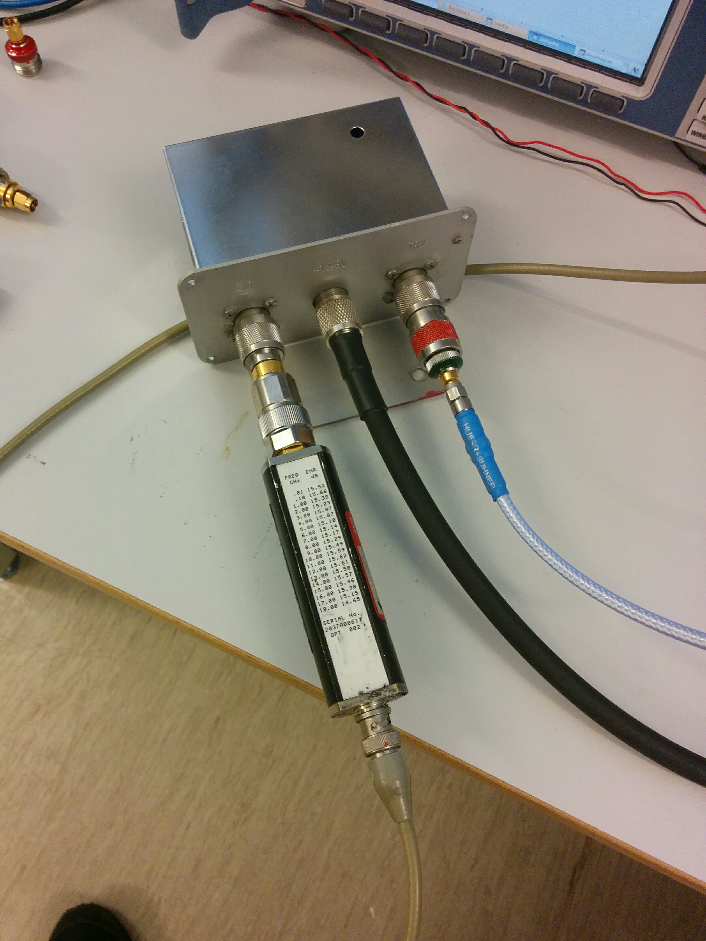 Measuring LNA characteristics – Akademisk Radioklubb
